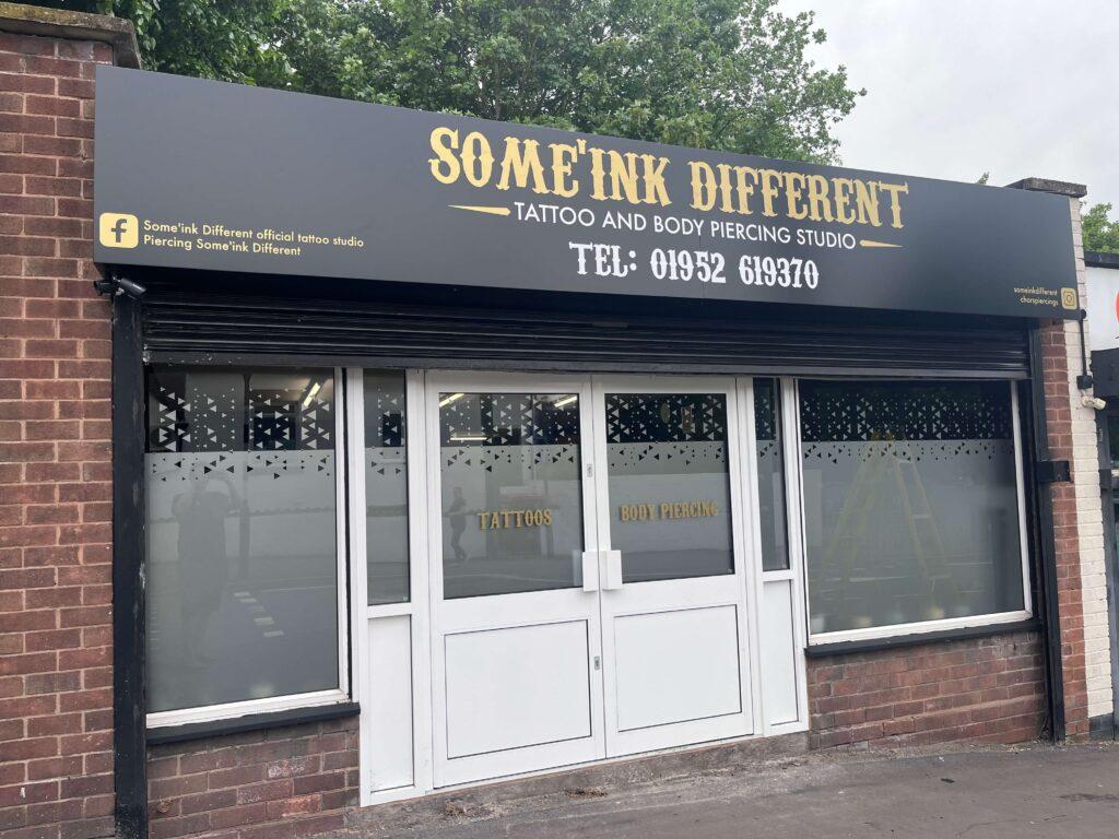 Enhance Your Business Presence With Bespoke Signs | Design And ...